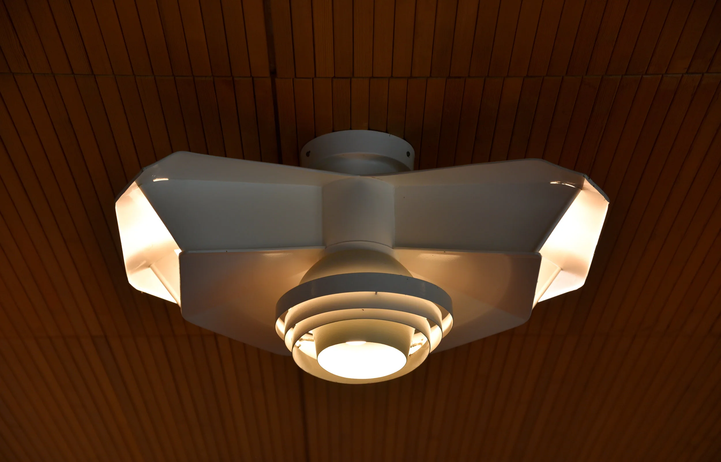 Prototype lamp by Alvar Aalto for Maison Louis Carré : r ...