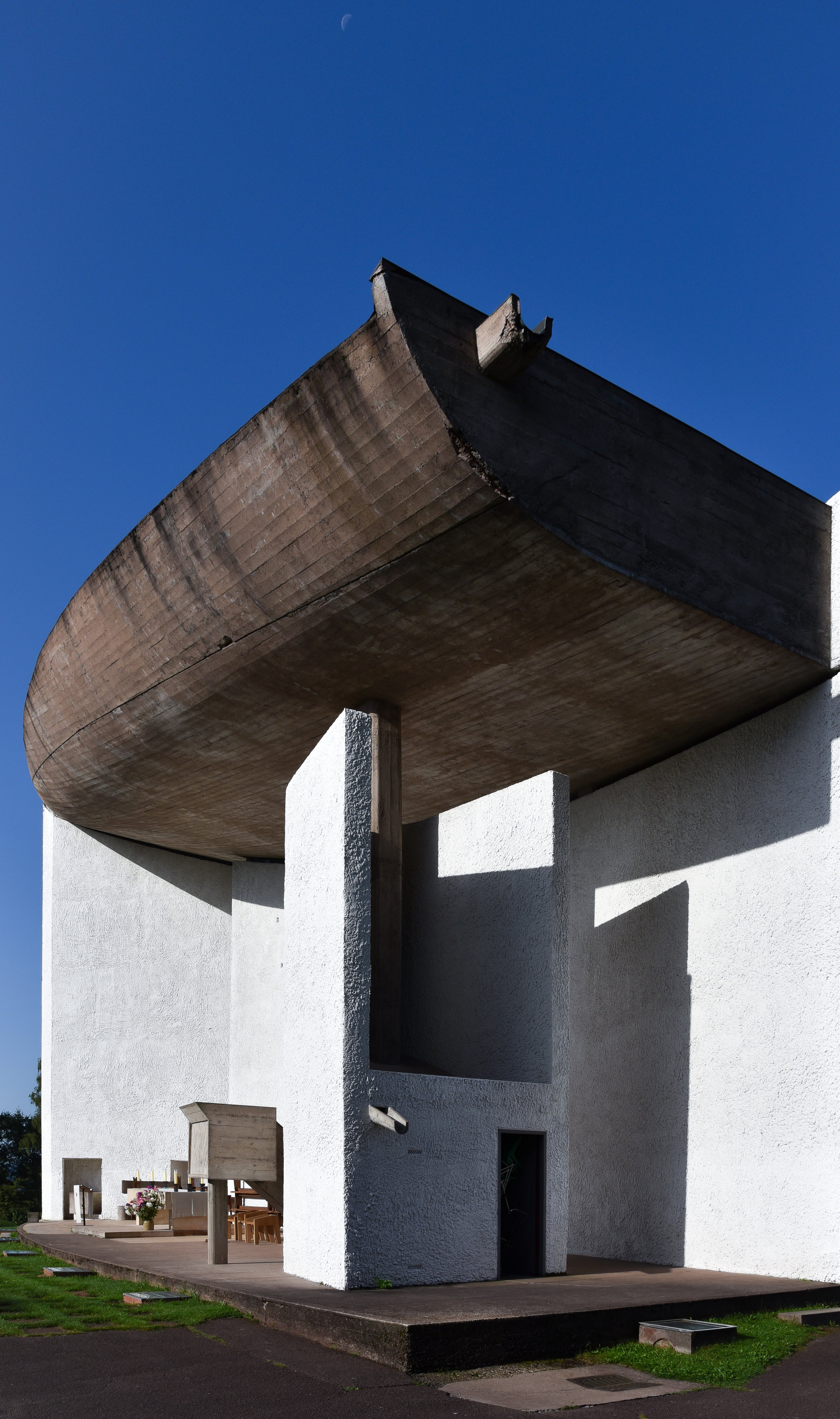 The Chapel at Ronchamp — The Wood House