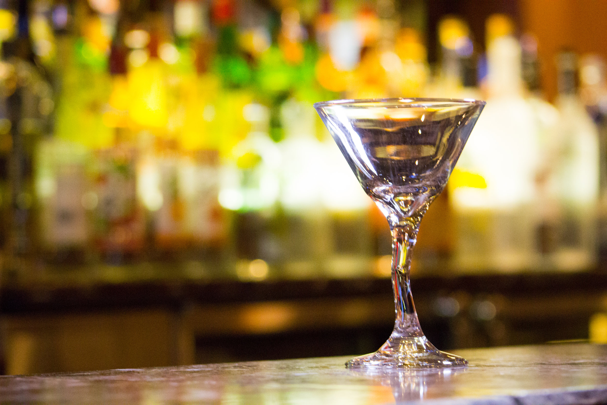 Theo's Bar and Grille