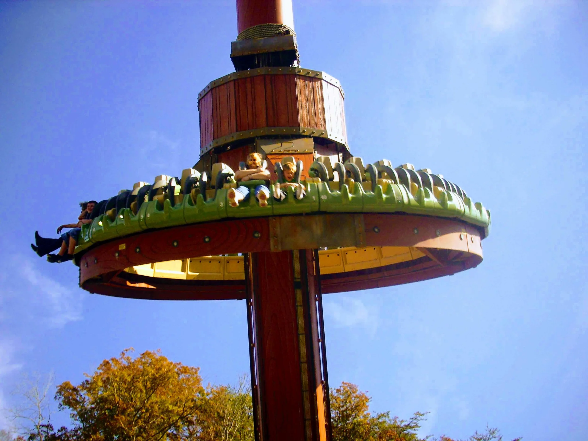 Dollywood's Rides of the Past — knoxroadtripper