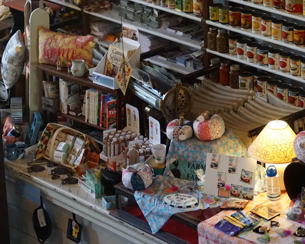 Unique small town shopping experiences — knoxroadtripper