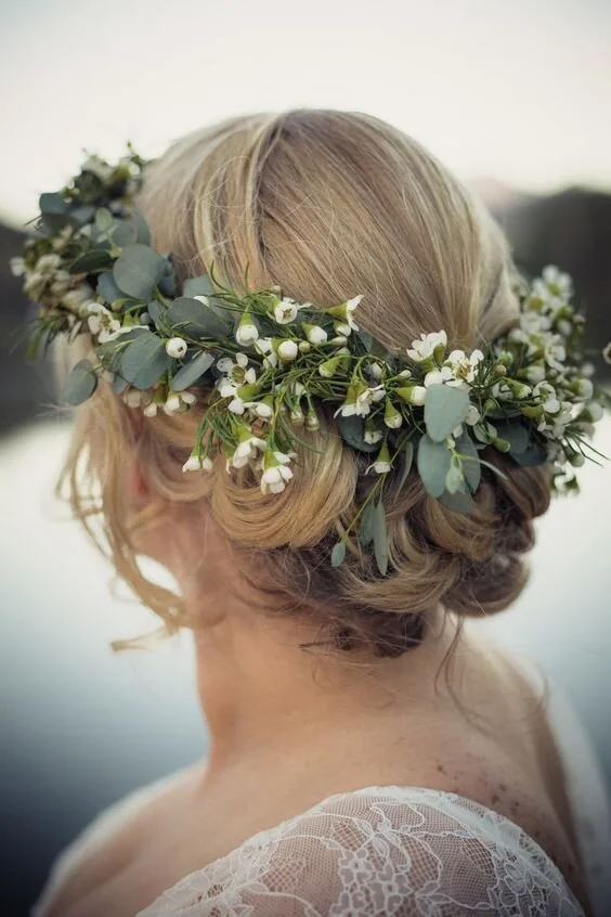 Wedding hair flower wreath online