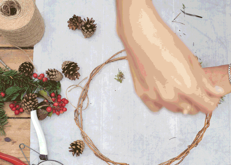 How to make a Christmas wreath — Lavender + Rose