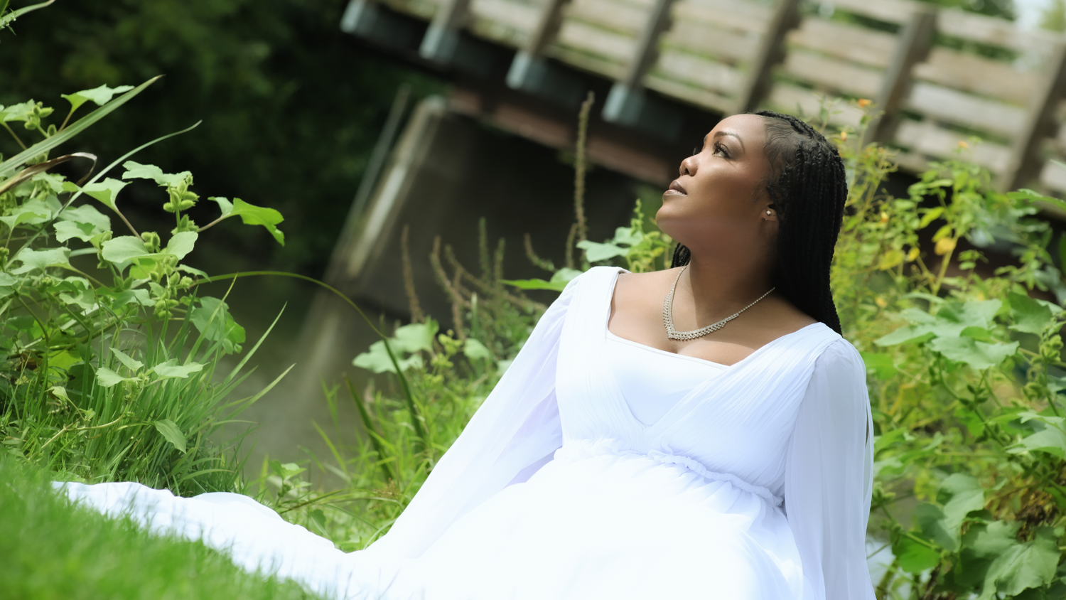 Dianna Hobbs Returns with Powerful New Single After Health Battle — EEW ...