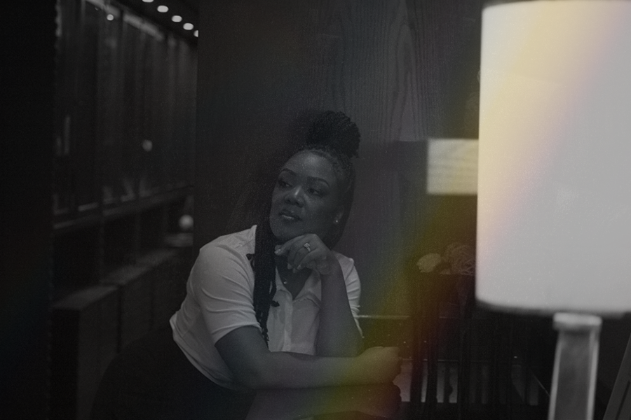 Dianna Hobbs Opens Up About Bipolar Symptoms — EEW Magazine