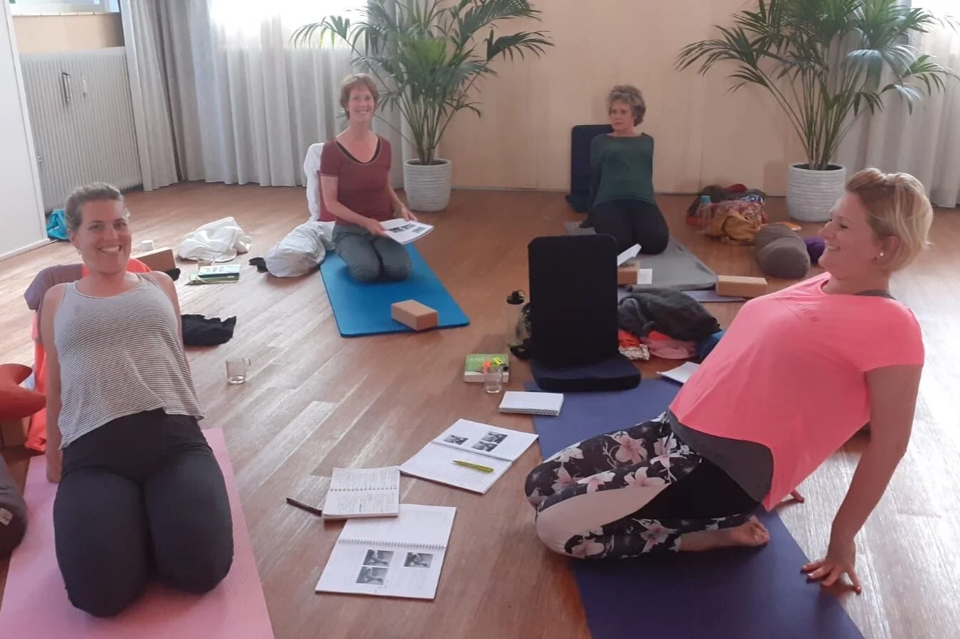 50u Yin Yoga lerarenopleiding in Nederland — Jane Bakx Yoga