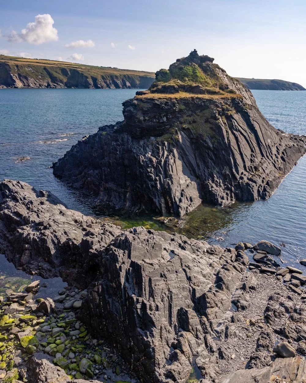 The magic of wild swimming in Pembrokeshire's incredible Blue Lagoon ...