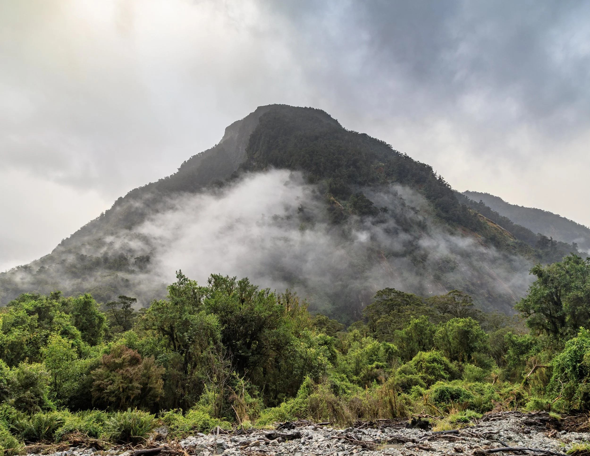 The Milford Track: The Finest Walk in the World... in a monsoon — Walk ...