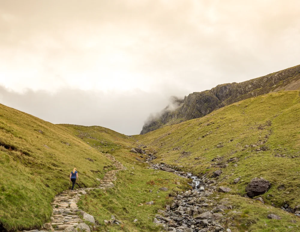 The easiest route up England's highest mountain, Scafell Pike — Walk My ...