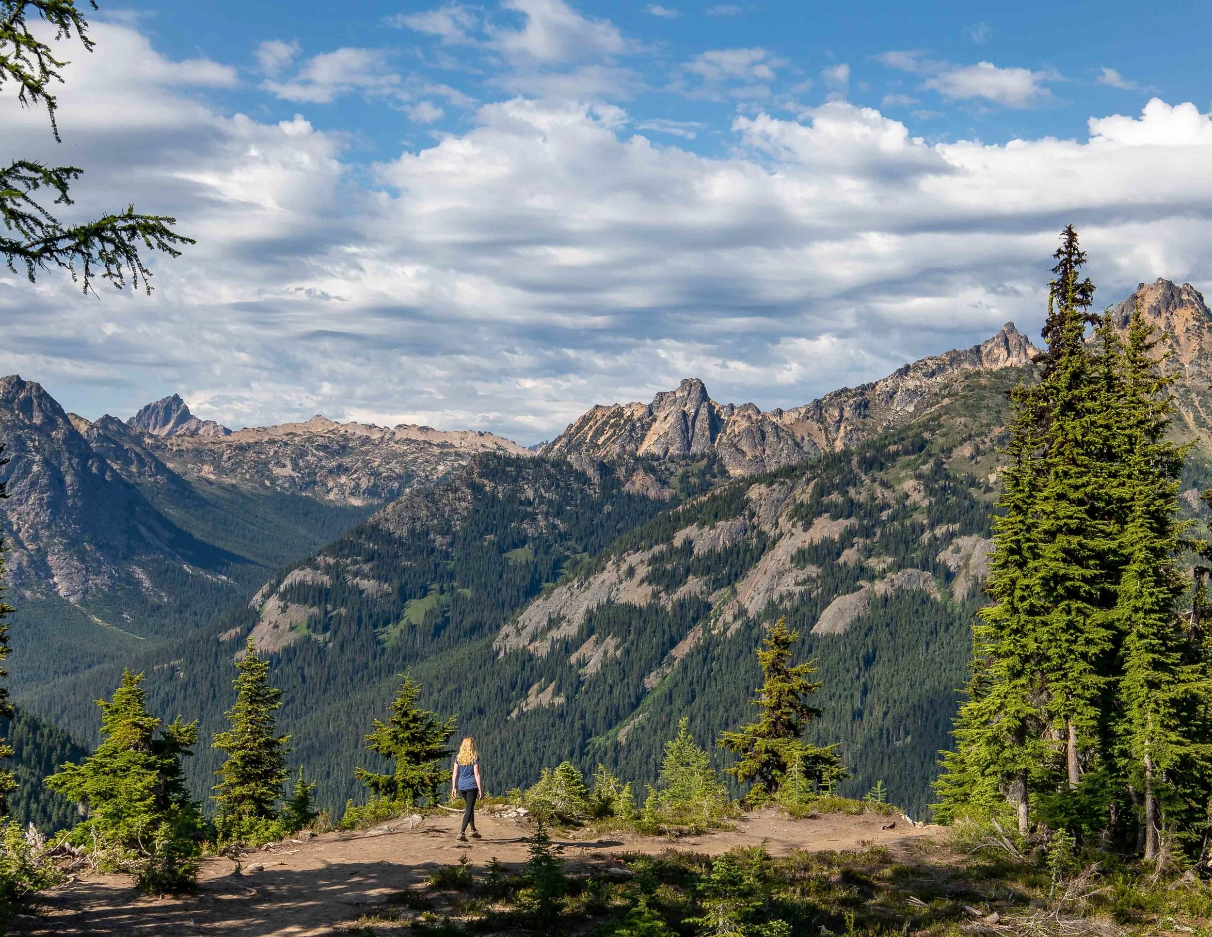 A photographic guide to the stunning Maple Pass Loop Trail, North ...