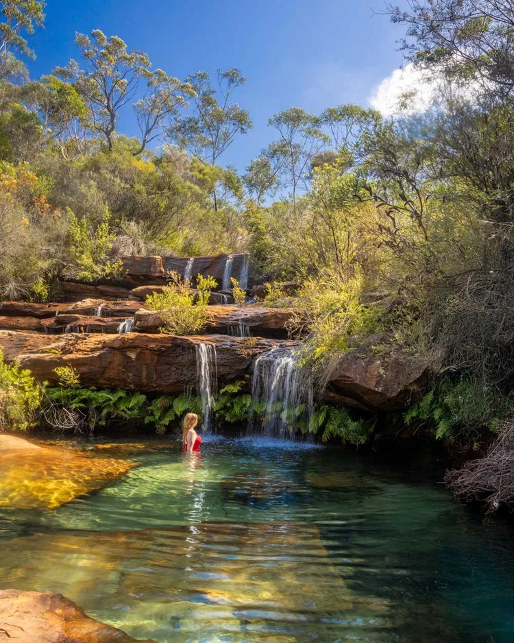 How to find the secret blue pools in Royal National Park — Walk My World