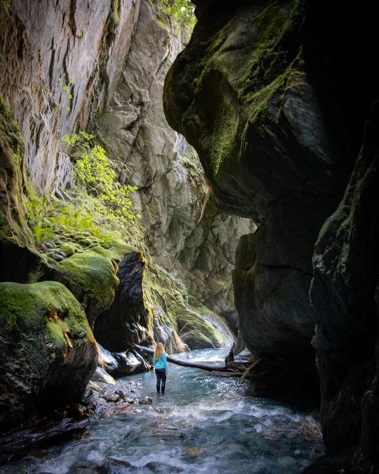The 12 Most Incredible Stops along the Haast Pass [with distances ...