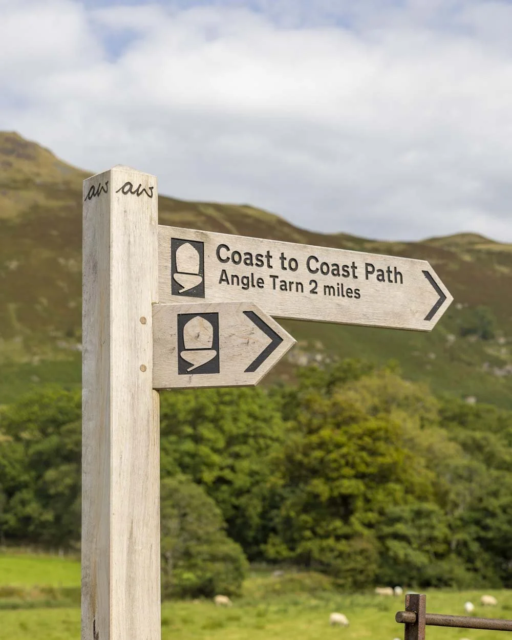 Angle Tarn Circular: the best walk in the Lake District you've never ...