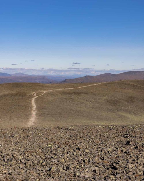 What to expect and how to prepare for the Besseggen Ridge hike — Walk ...