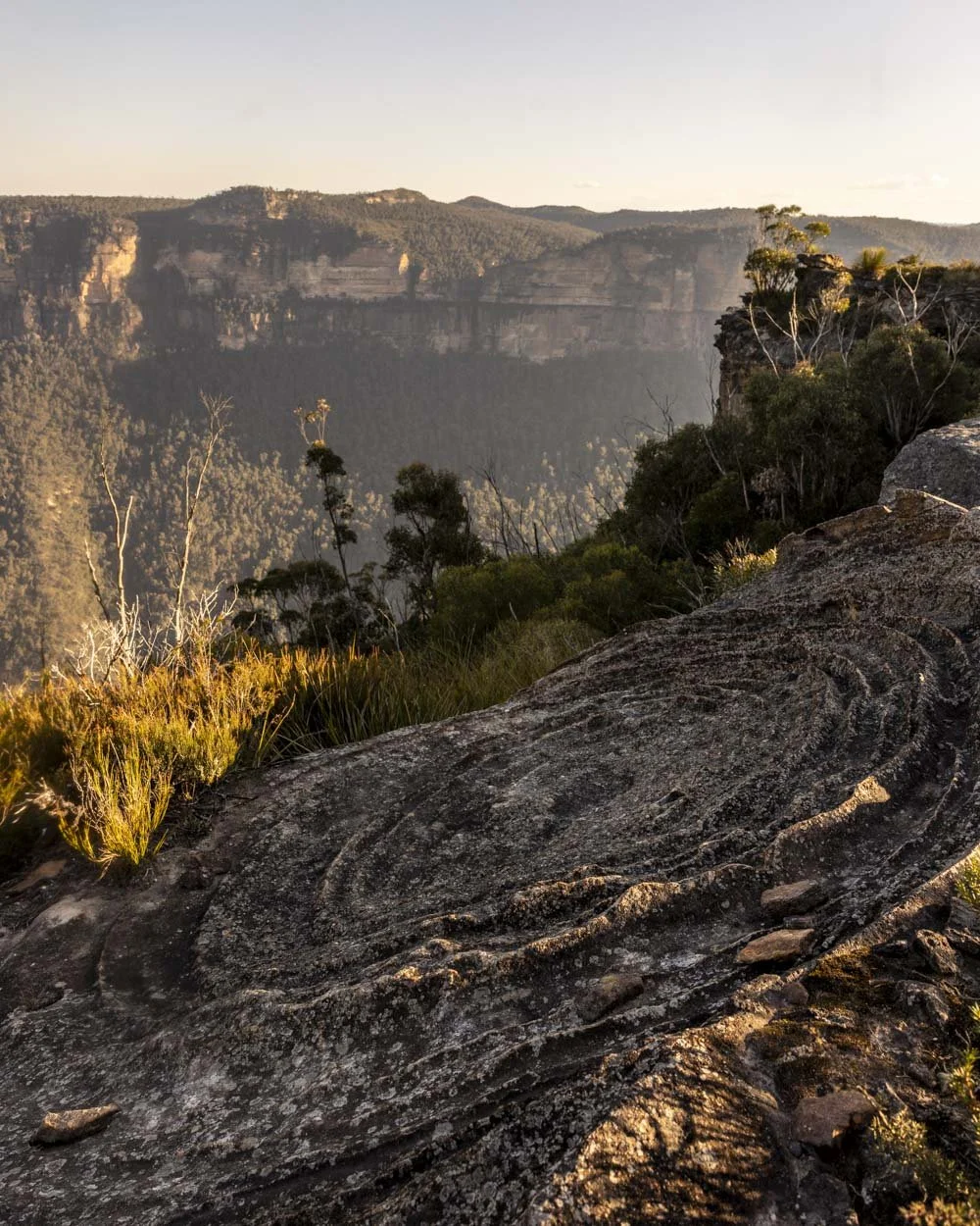 Mirrorball Arch: spectacular sunset views and an easy to access rock ...