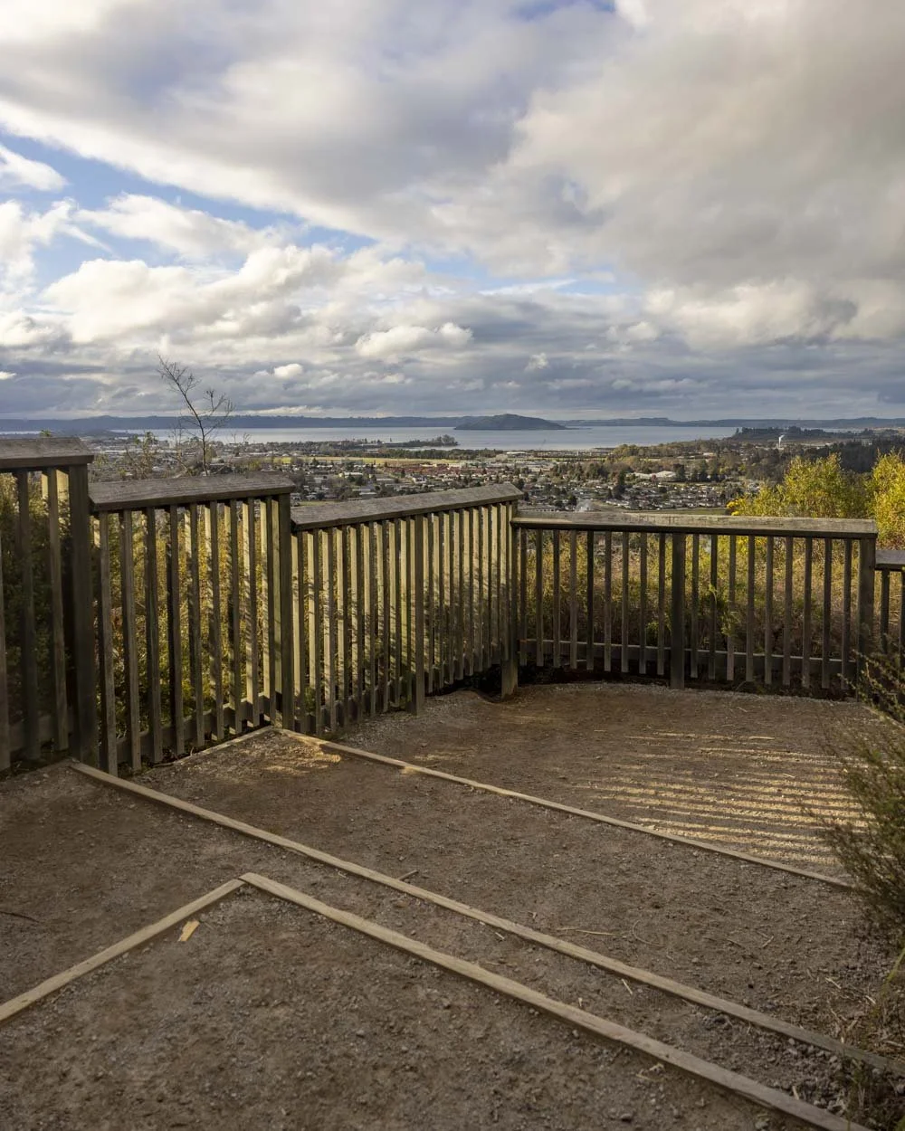 The Pohaturoa Track: how to see the famous Pohutu geyser for free ...