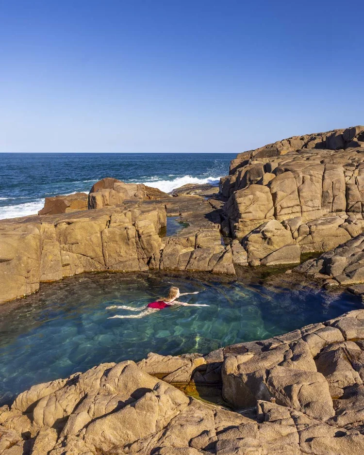 Boat Harbour Rockpool: a stunning blue rockpool in the heart of Port ...