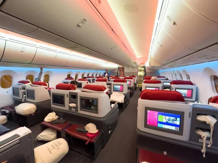 LATAM Business Class Review: the seat, the experience and was it worth ...