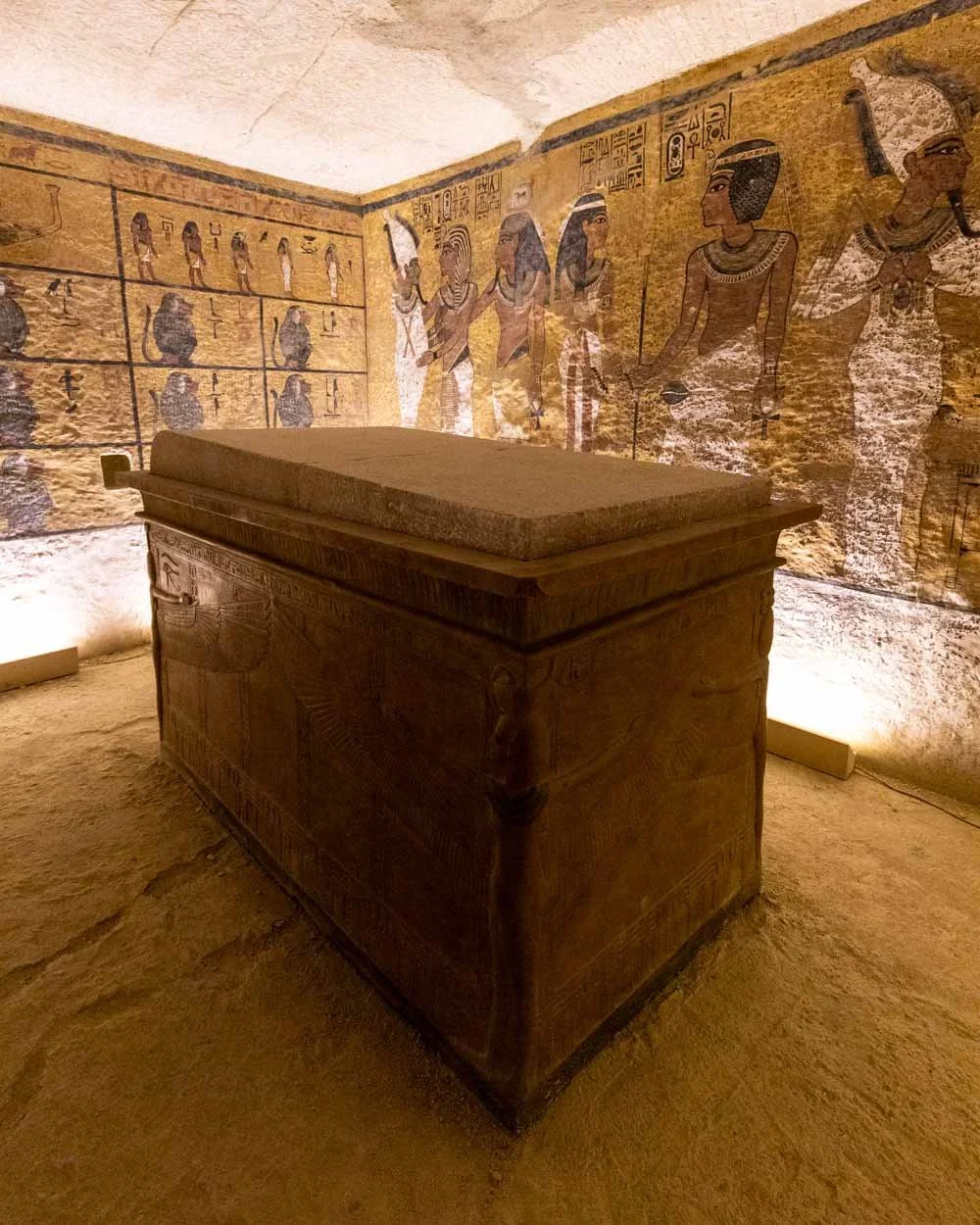 Tutankhamun's Tomb: the real tomb, the replica and the secret alternative — Walk My World