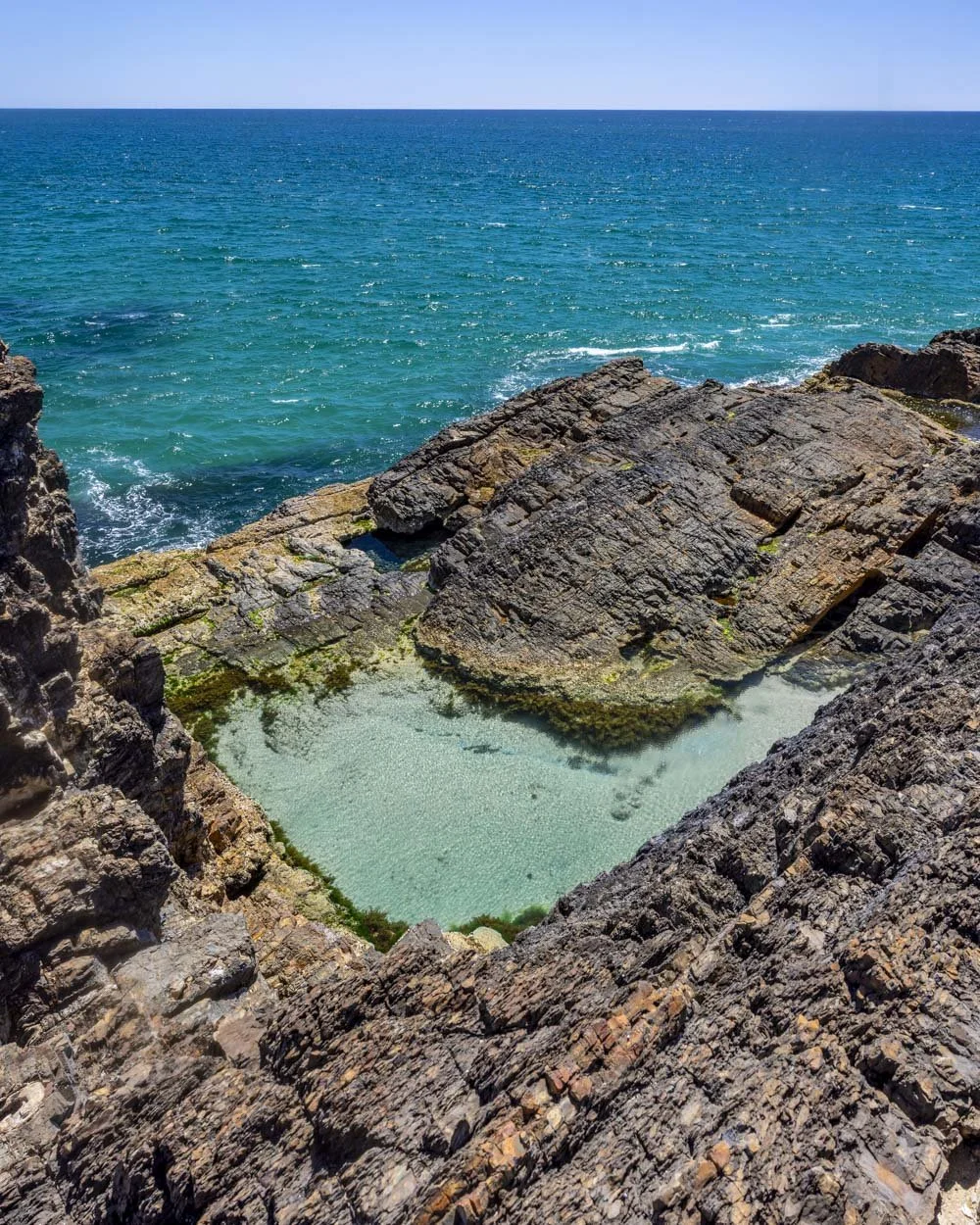 How to find the sensational boomerang shaped rockpool in Crescent Head ...