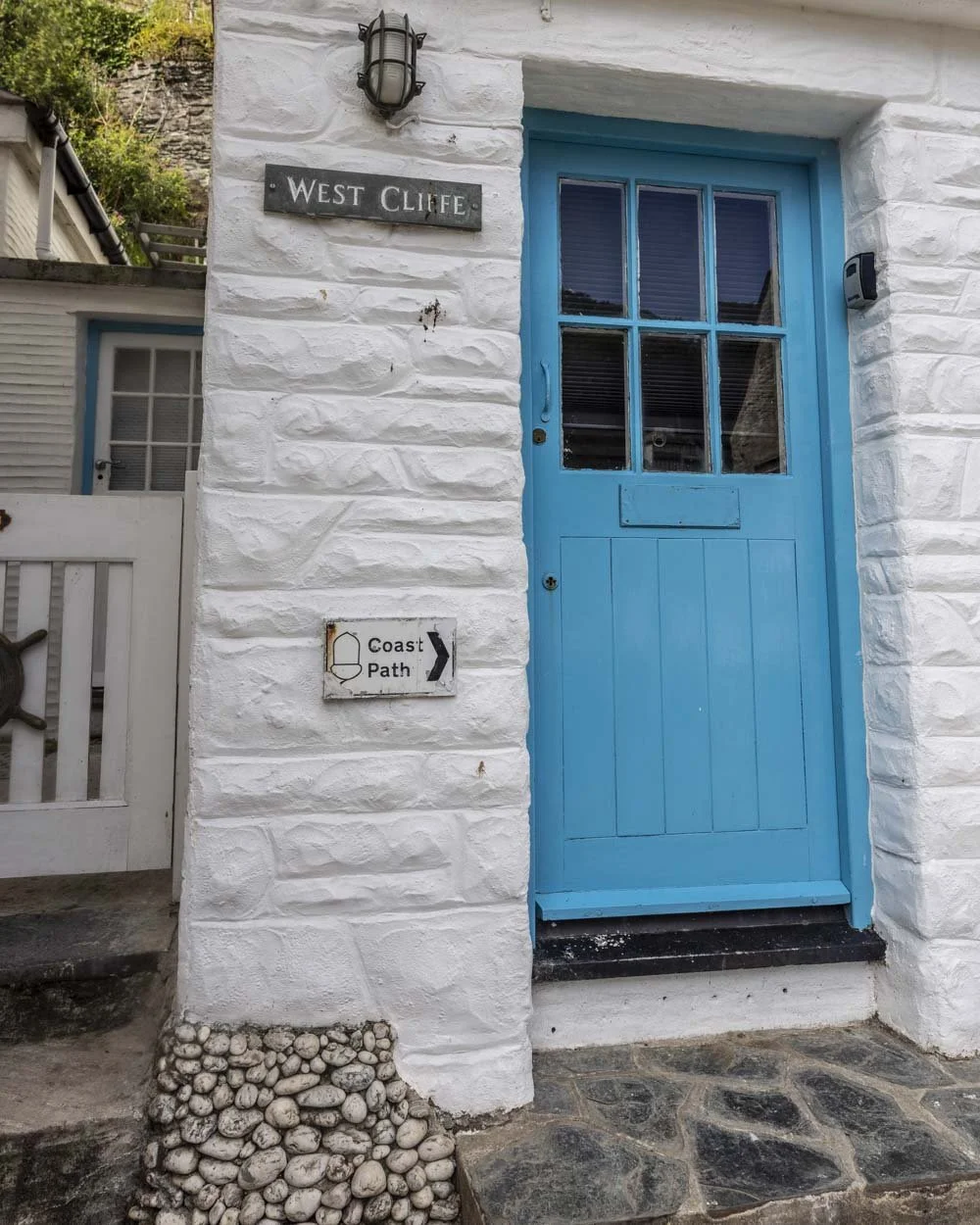 Chapel Pool: what to expect from Polperro's stunning tidal pool — Walk ...