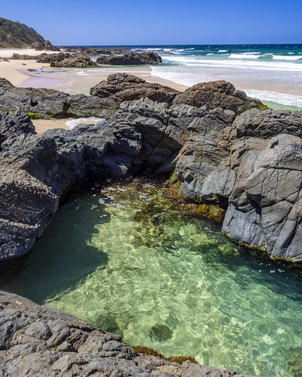 How to find the secret Wave Machine rockpool near Forster — Walk My World