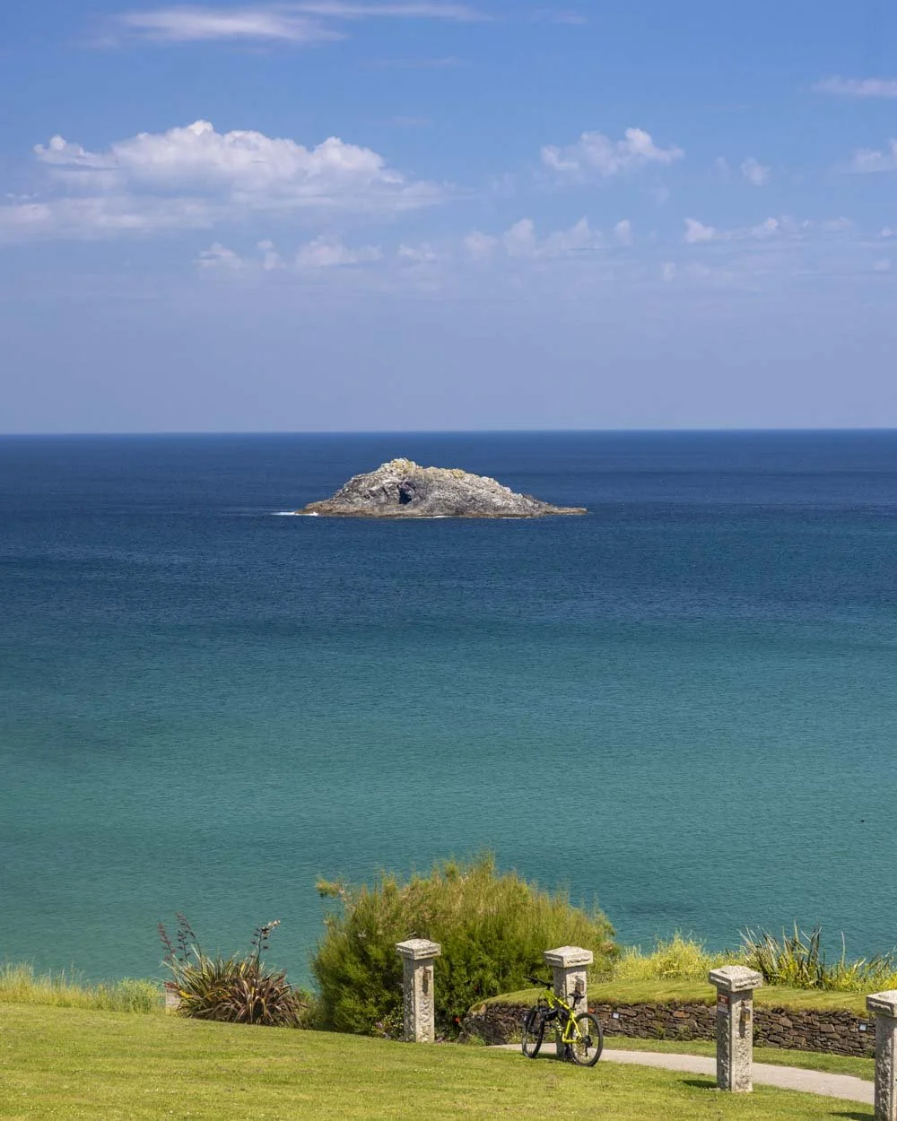 The spectacular turquoise swimming spots at Vugga Cove — Walk My World