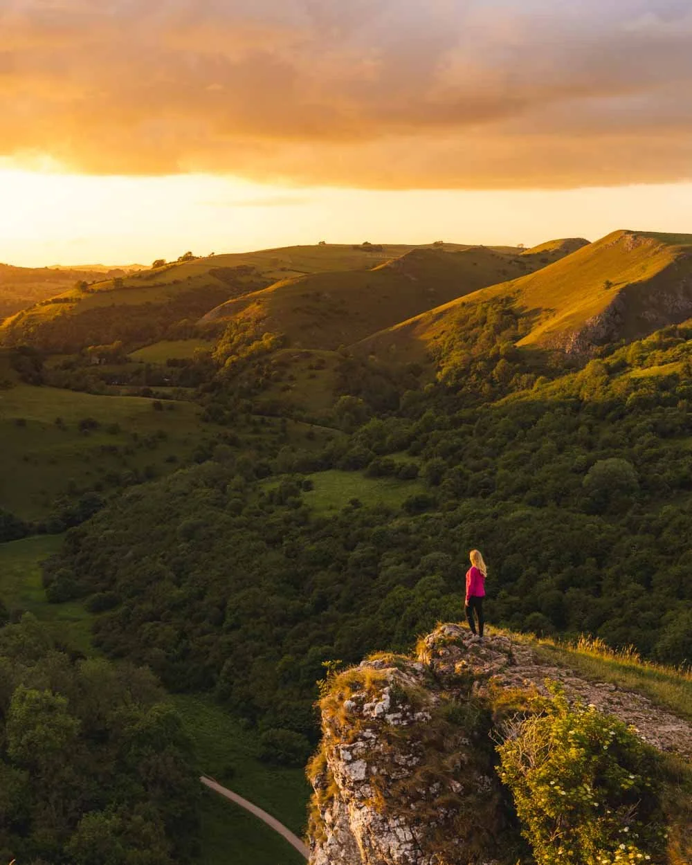 15 spectacular easy walks in the Peak District — Walk My World