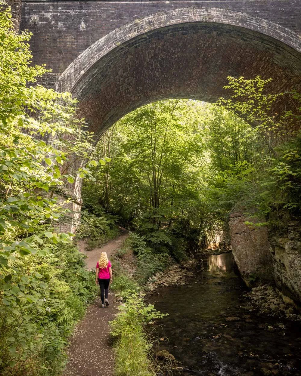 15 spectacular easy walks in the Peak District — Walk My World