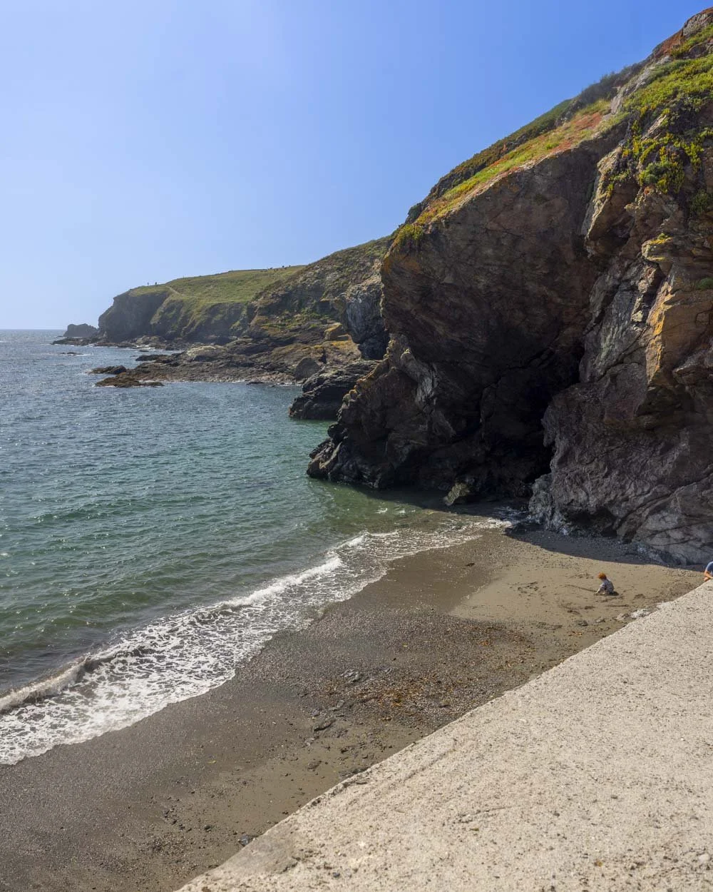 Lizard Point to Church Cove Walk: wild swimming, seals and incredible ...