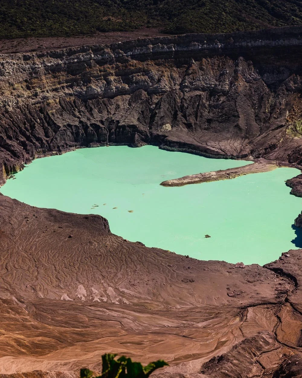 Poas Volcano: Is it worth visiting now that it's no longer very active ...