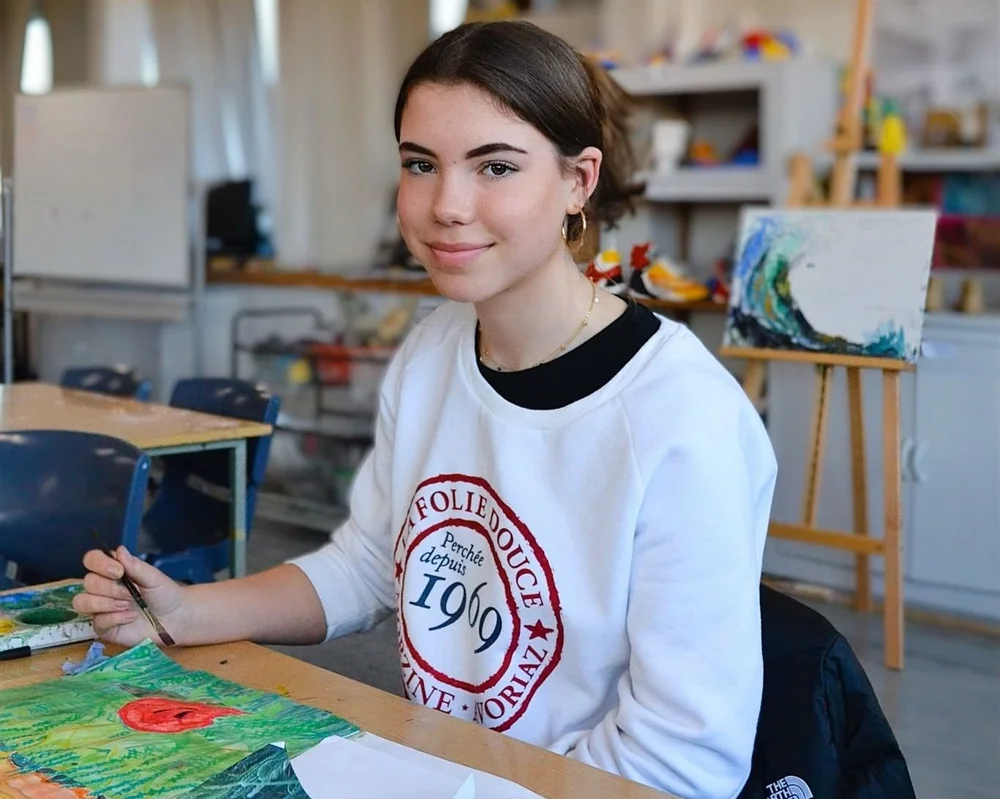 Katie moved to Our Lady of Sion School in Year 9 with an Art ...