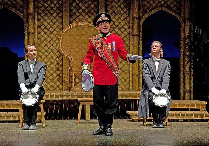 Gilbert & Sullivan, opera, and musical theatre!
