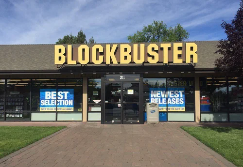 8 Reasons Why Blockbuster Failed & Filed for Bankruptcy