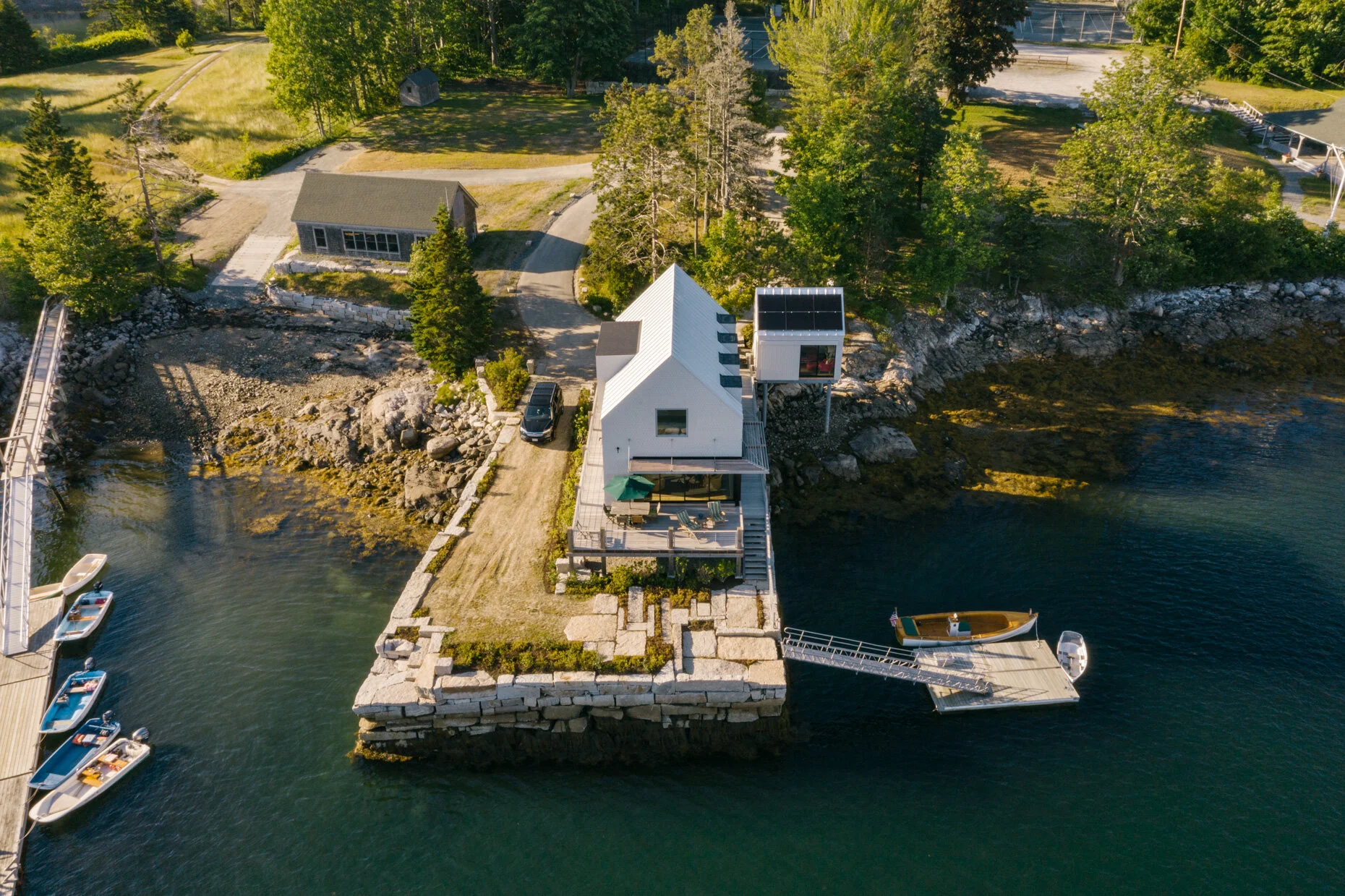 House on a Wharf — Elliott Architects