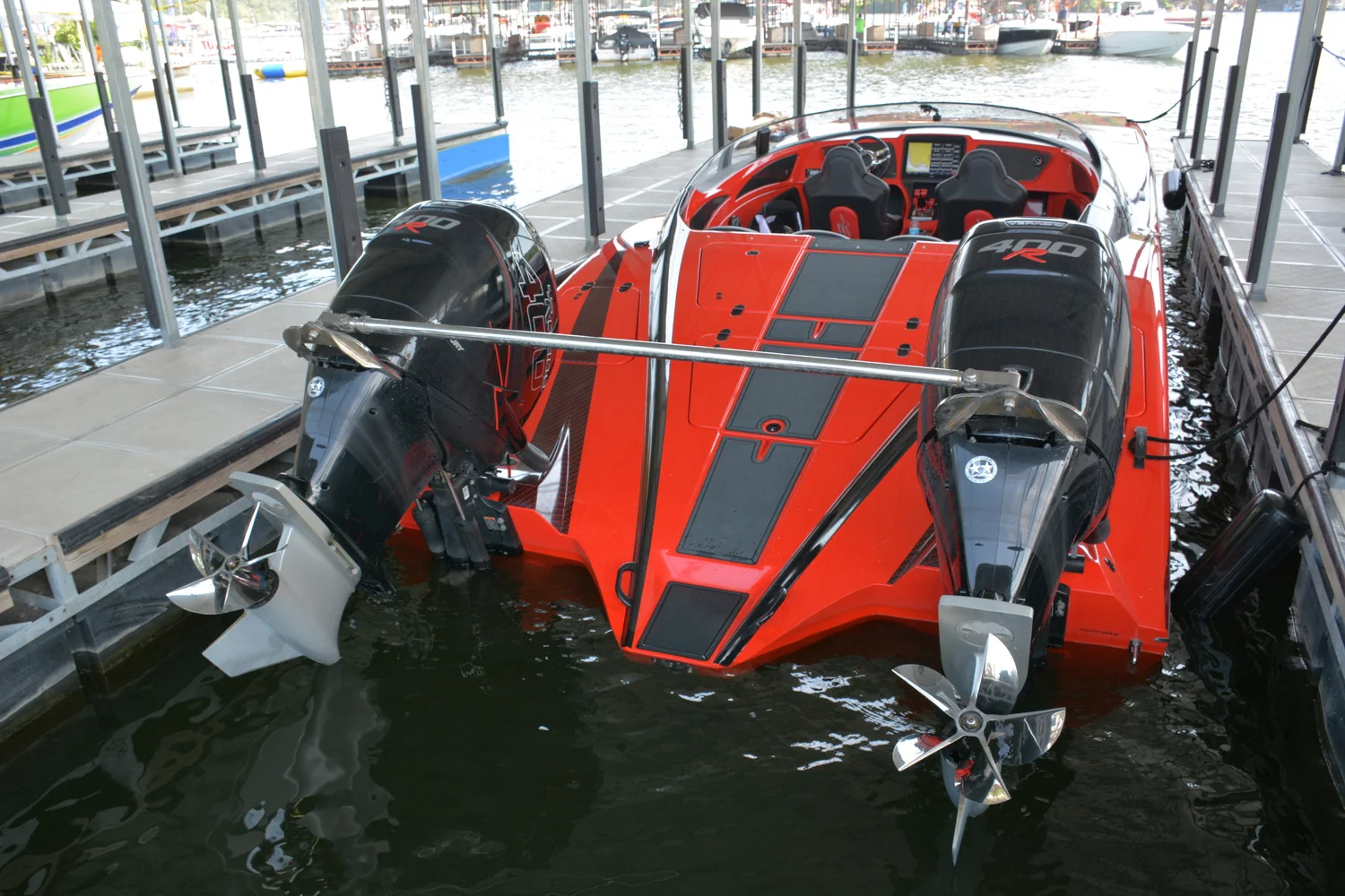 Mercury Racing Verado 400R: The First True High Performance Four Stroke ...