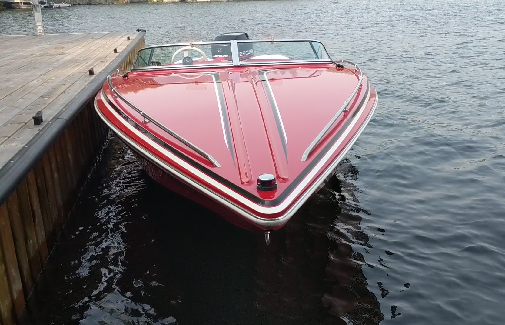 Testing a 1997 Checkmate Pulsare 2100: An Oldie, But a Goodie — Wave To ...