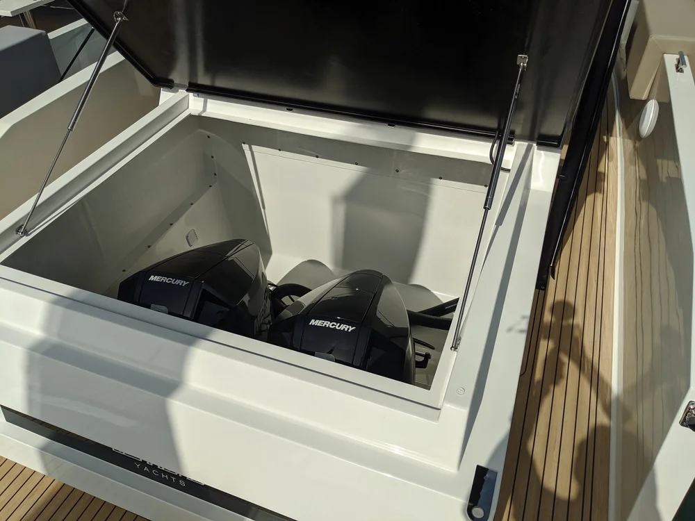 2020 Miami Boat Show: Center Consoles, Cruisers, Family Boats — Wave To ...