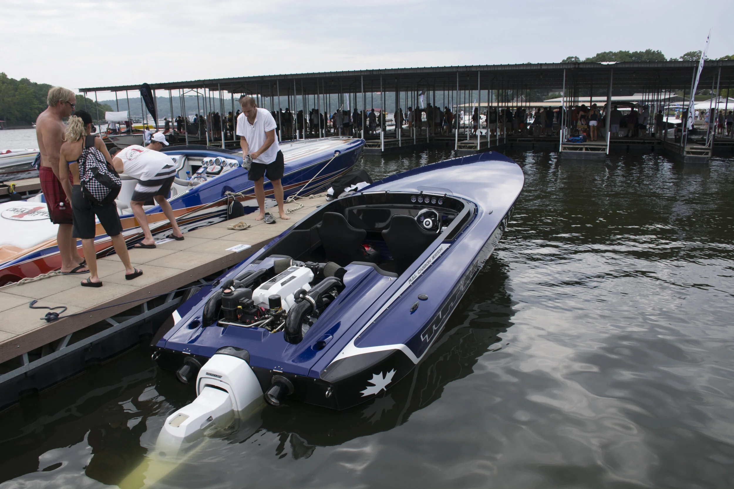 Modern Look: New Boats Featuring Less Graphics, Less Colors — Wave To Wave