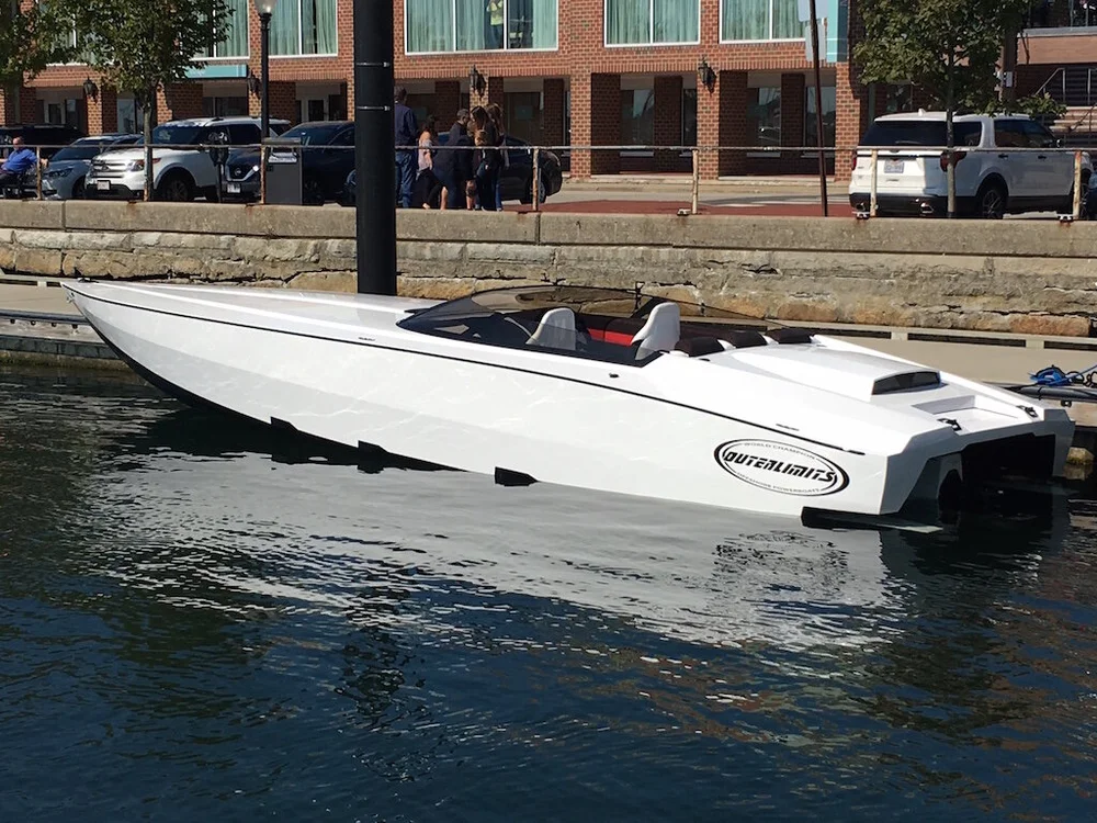 Modern Look: New Boats Featuring Less Graphics, Less Colors — Wave To Wave