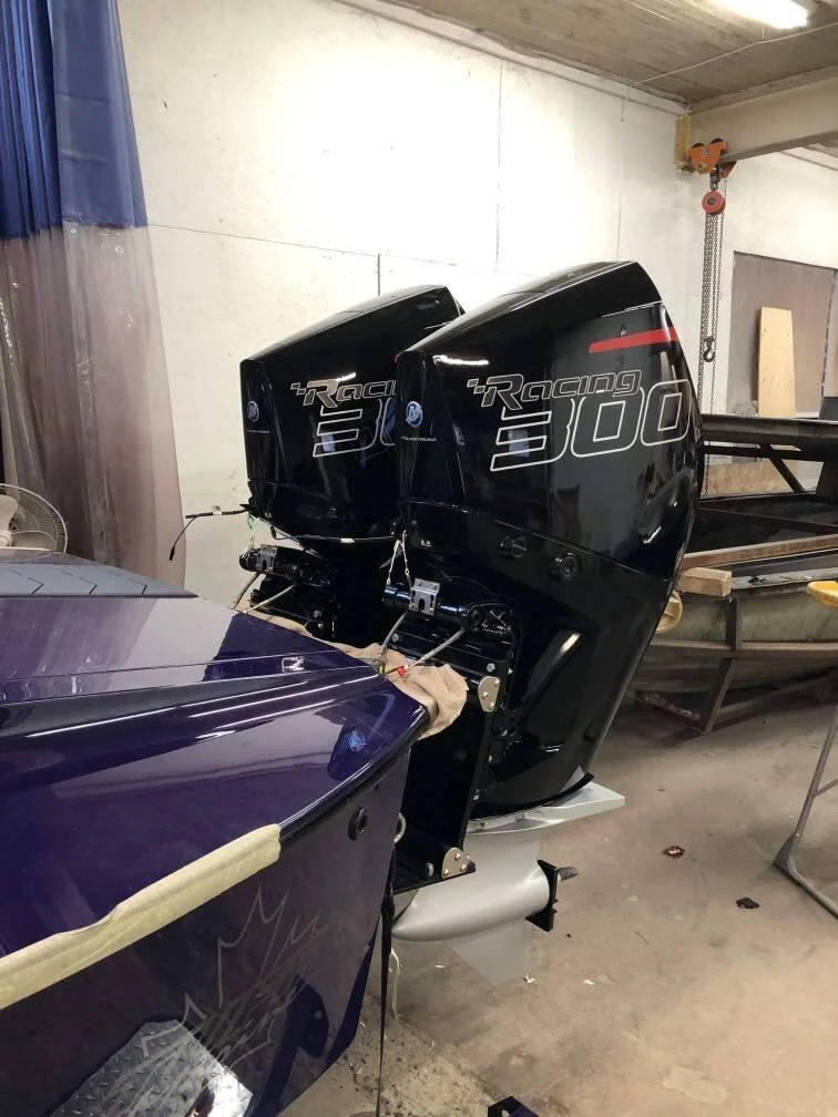 The Top Twin Engine Outboard Sport Boats: Midsize V Hulls That Fly ...