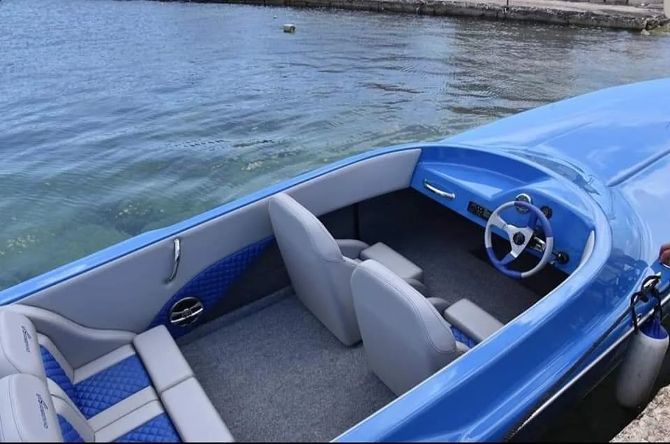 Chaudron Pro S-25: A Killer Single Engine Sport Boat — Wave To Wave