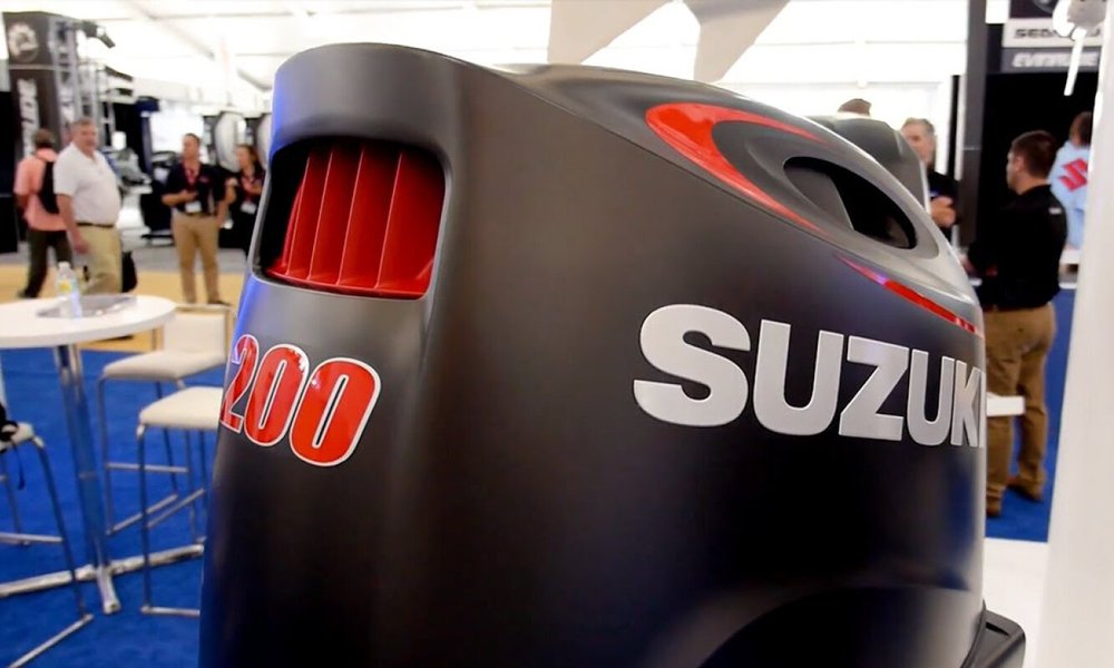 The Best 200 HP Outboards Roundup: Mercury, Yamaha and Suzuki — Wave To ...