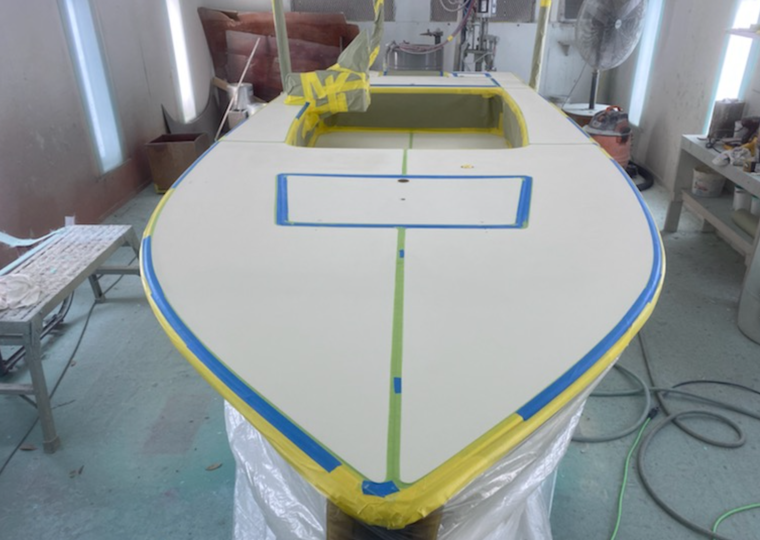 Mercury Racing 60R Powers the Skiff Market: A Hell's Bay Whipray ...