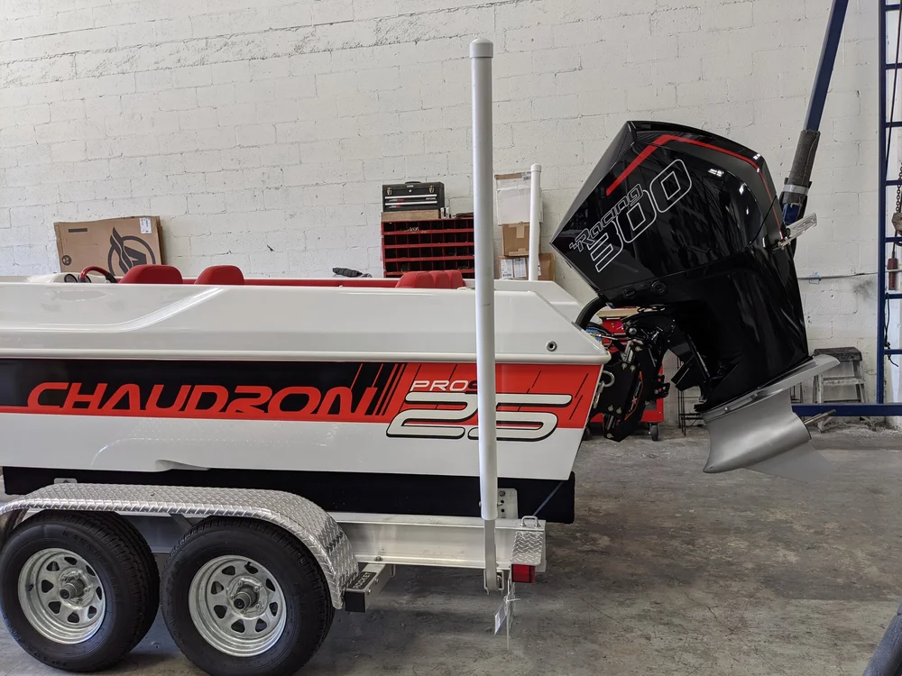 Chaudron Powerboats Lands in Miami: Mercury Racing 300R Pushes the Pro ...