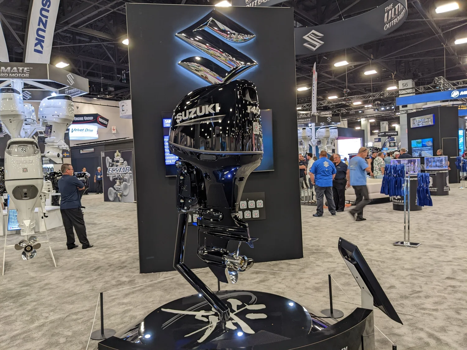 Suzuki VS Honda: How do the Underdogs in the Marine Industry Outboard ...