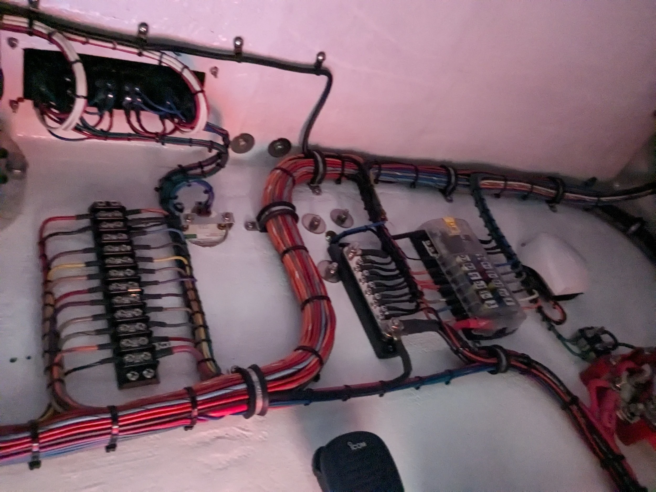 The Most Storied 41 Apache Race Boat Restoration: Team Apache Lives On ...