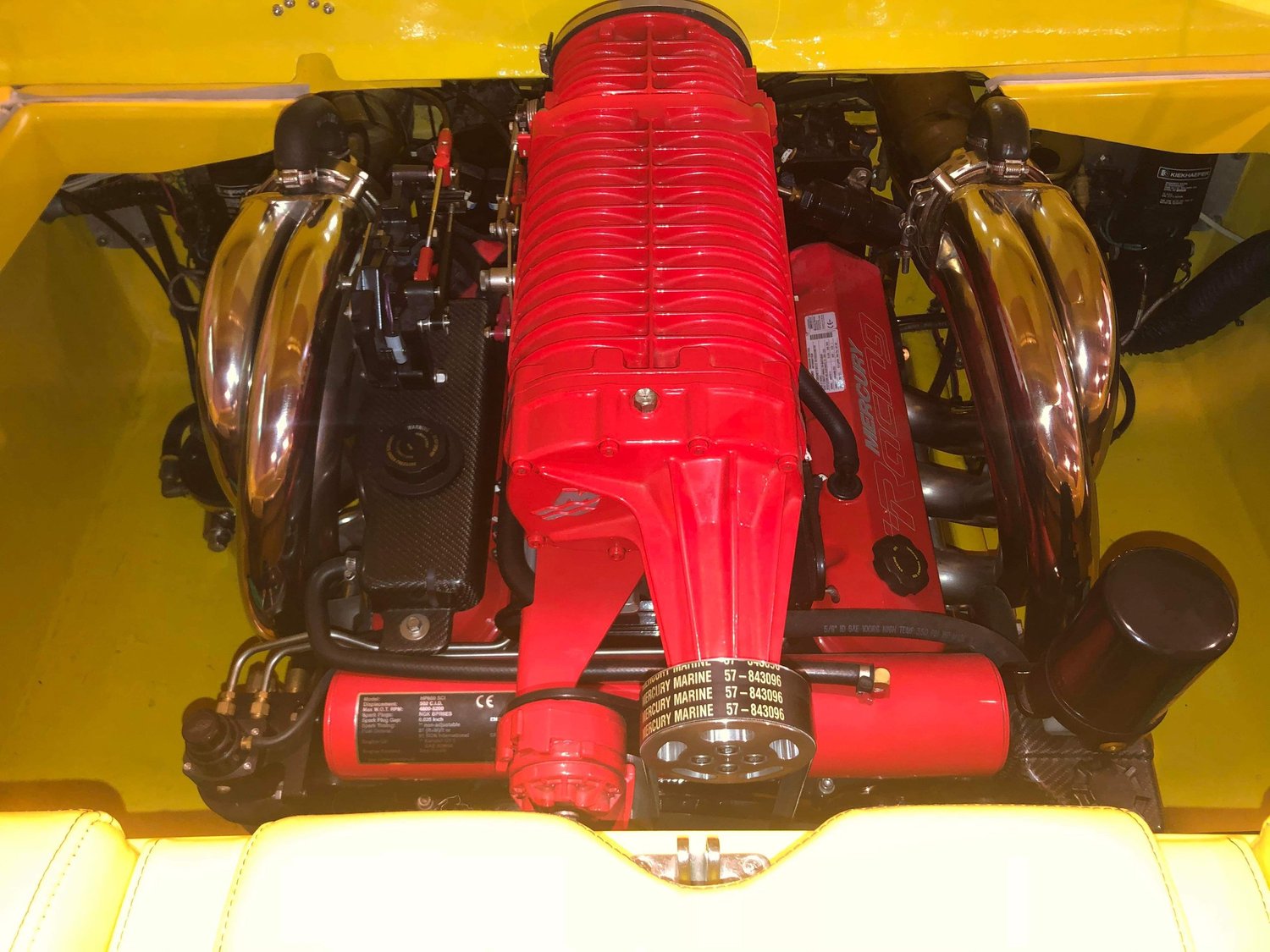 27 Activator Shines Again: Mercury Racing Power Pushes the Classic ...