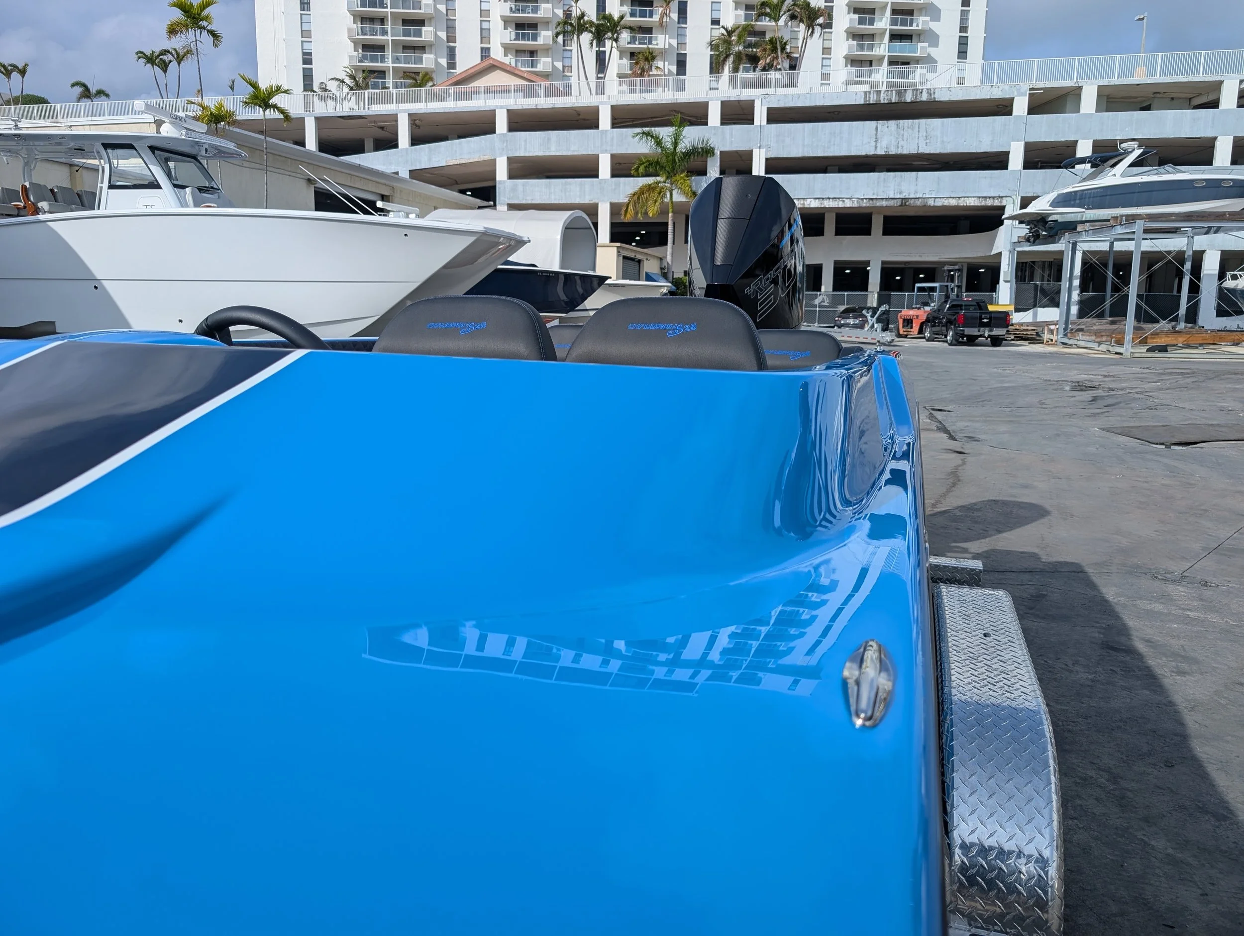 Grabber Blue Chaudron 300R: Classic Color for a Timeless Hull — Wave To ...