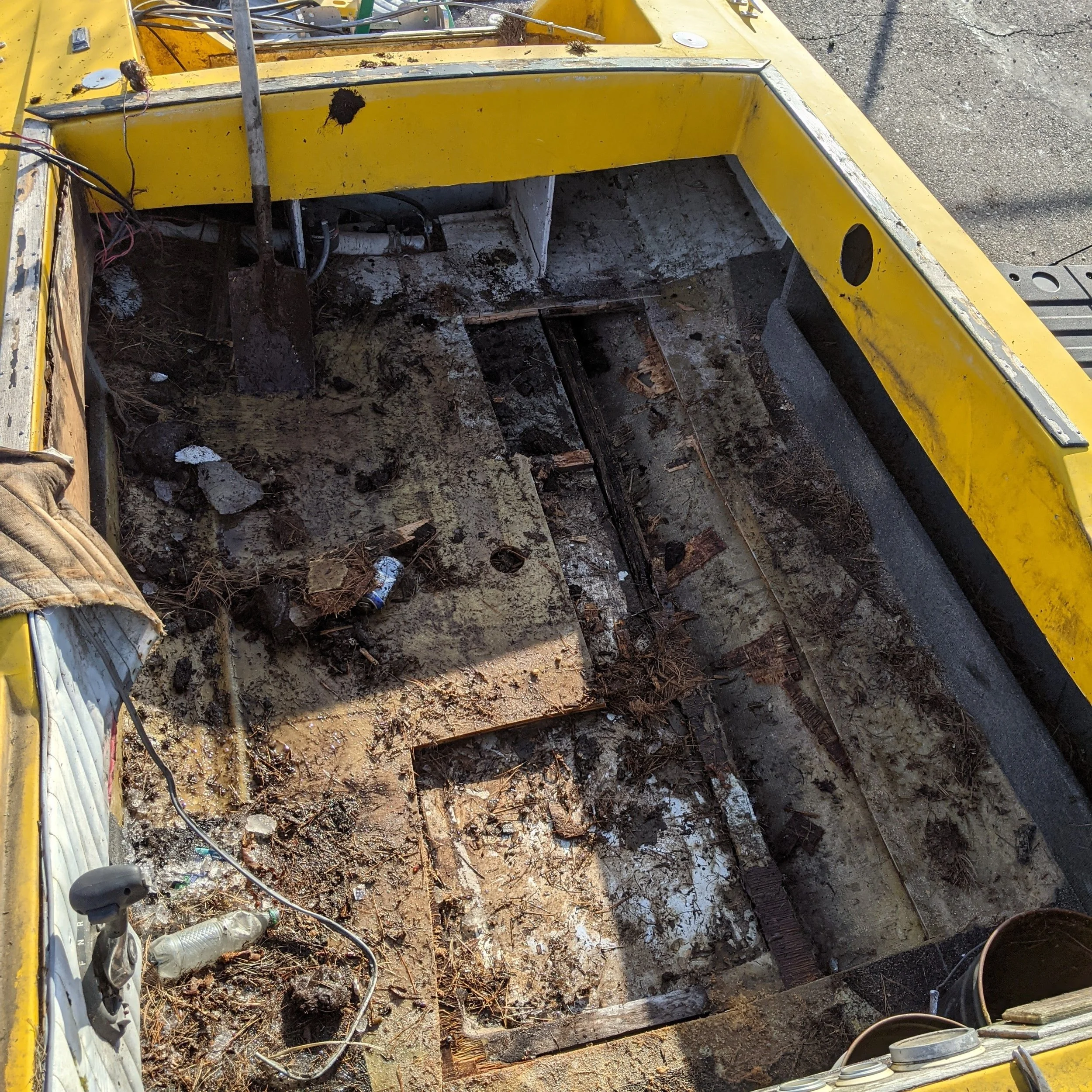 This Scorpion is Deadly: Another Vintage Sport Boat Saved With an Epic ...